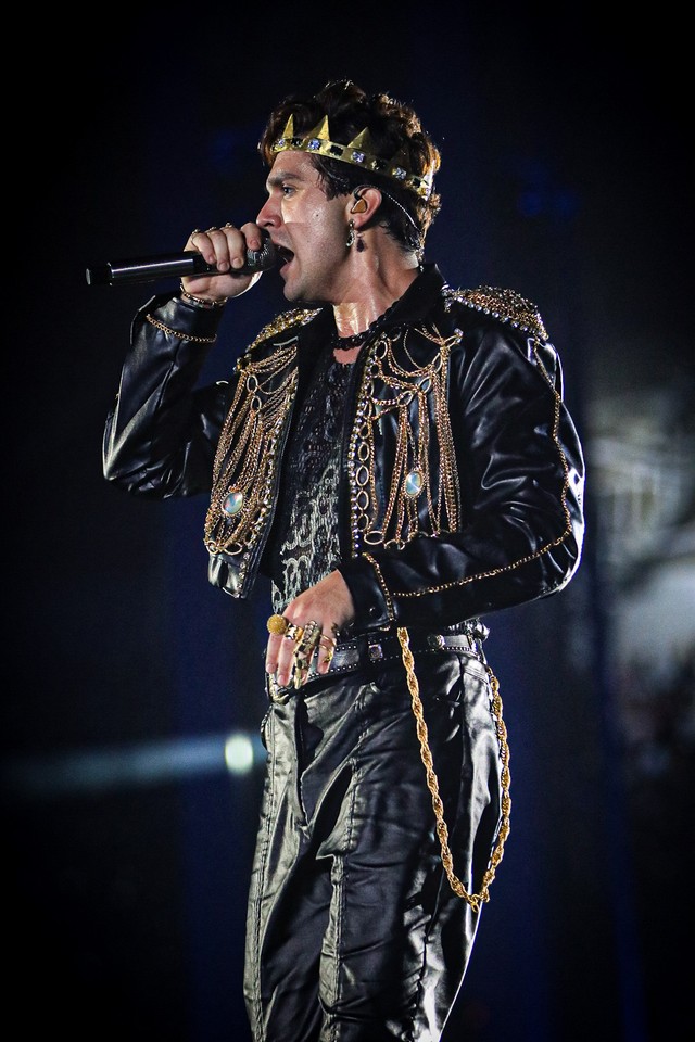 Invasão de palco, pulseiras luminosas, looks marcantes: Tudo o que ...