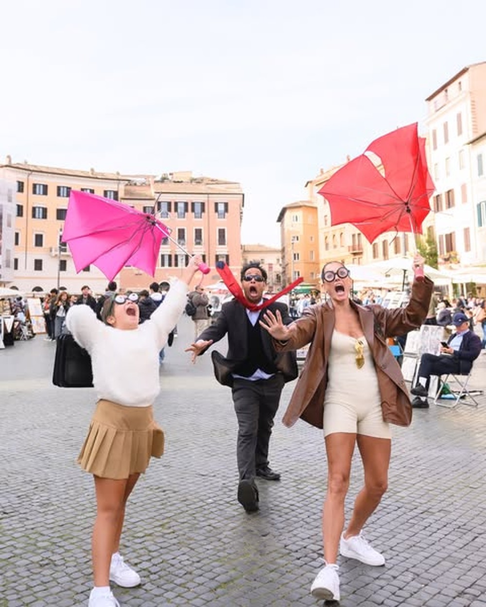 Deborah Secco conta experiência no Vaticano após morte do Papa Francisco