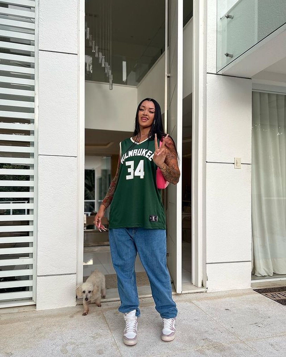 Camilly Victória ganha declaração de Carla Perez após rumor de atrito ...