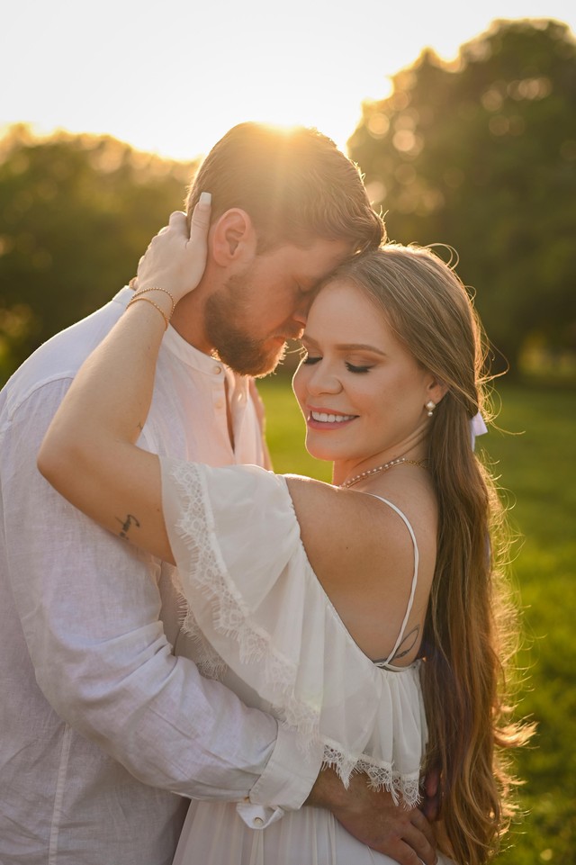 Ex-BBB Paulinha Leite detalha gravidez planejada com marido estrangeiro ...