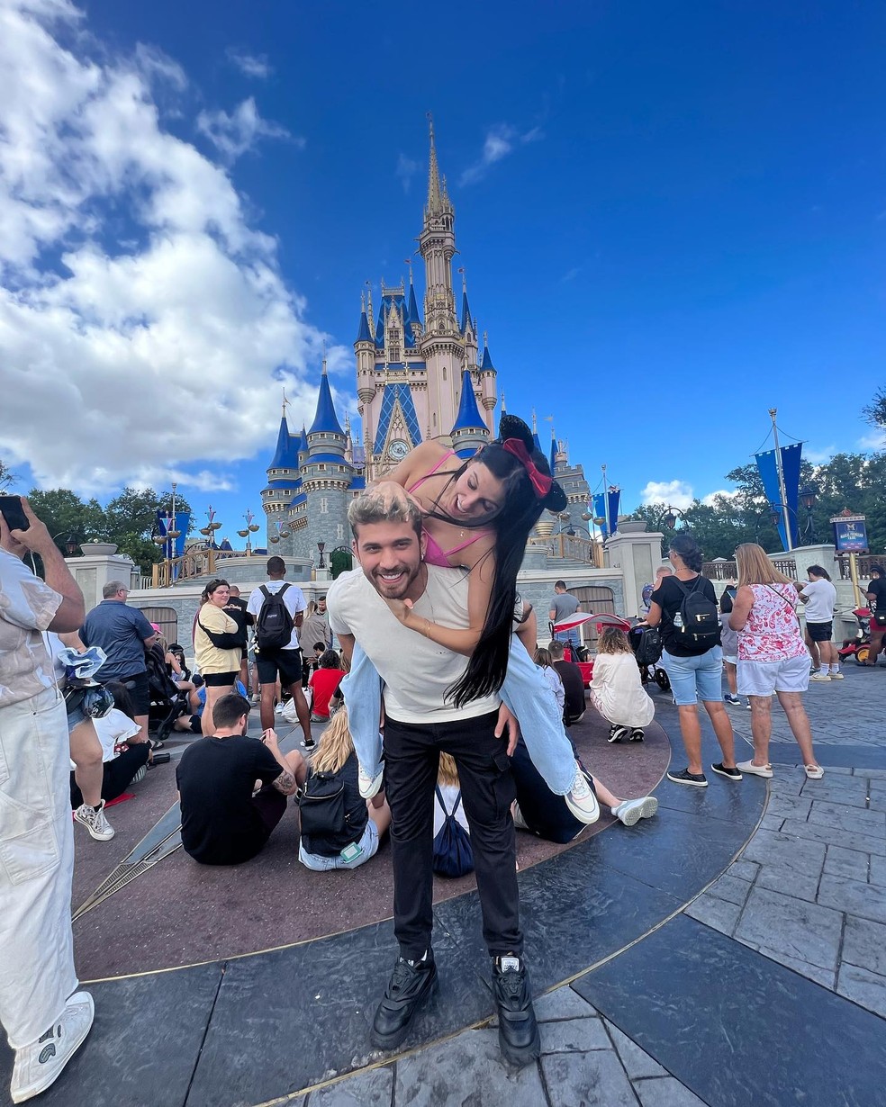 Gustavo Mioto e Ana Castela — Foto: Reprodução / Instagram