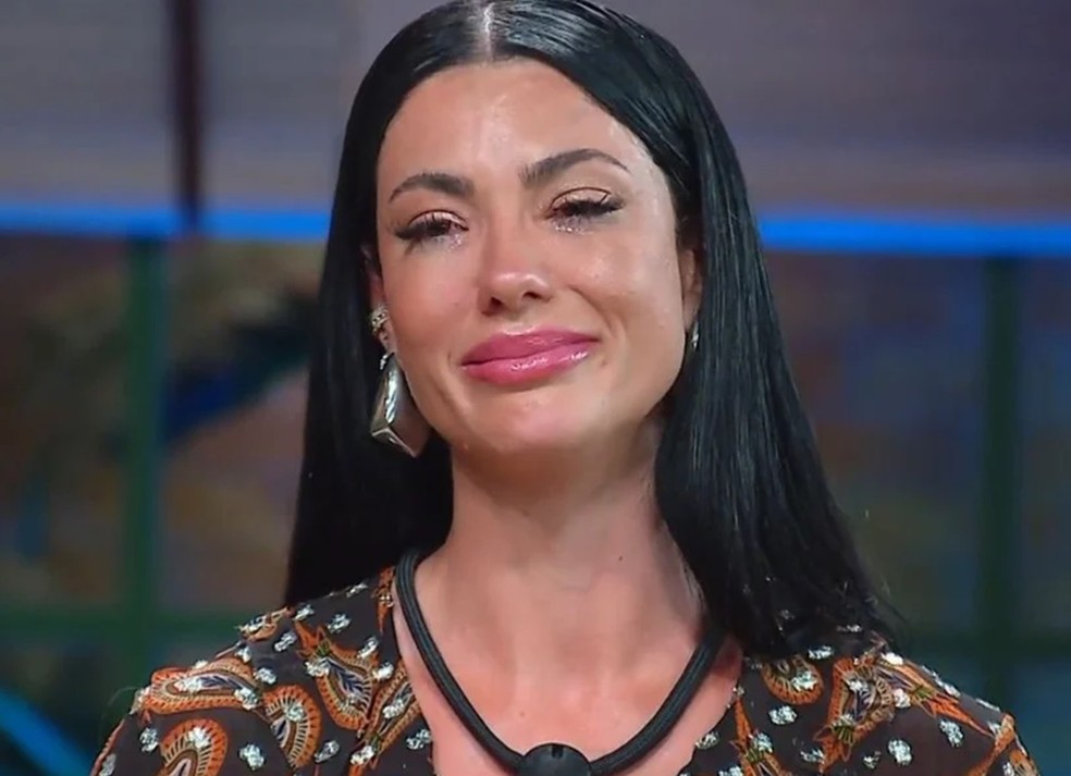 Rayane Figliuzzi reage ao saber que Belo e Viviane Araujo vão atuar juntos