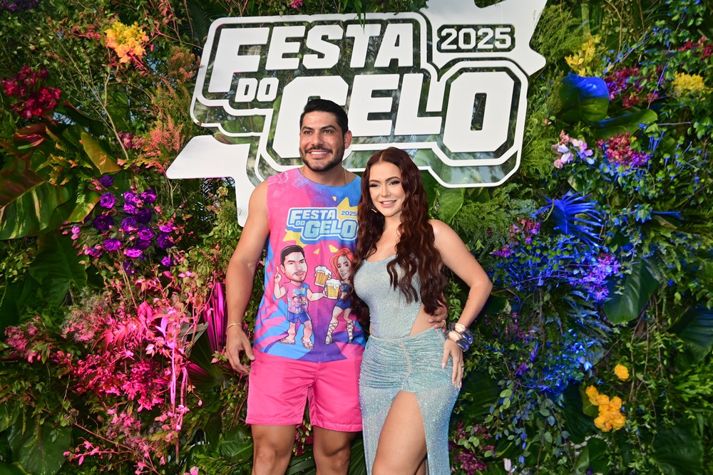 Yugnir Ângelo celebra aniversário ao lado de Mirela Janis e de famosos com Festa do Gelo