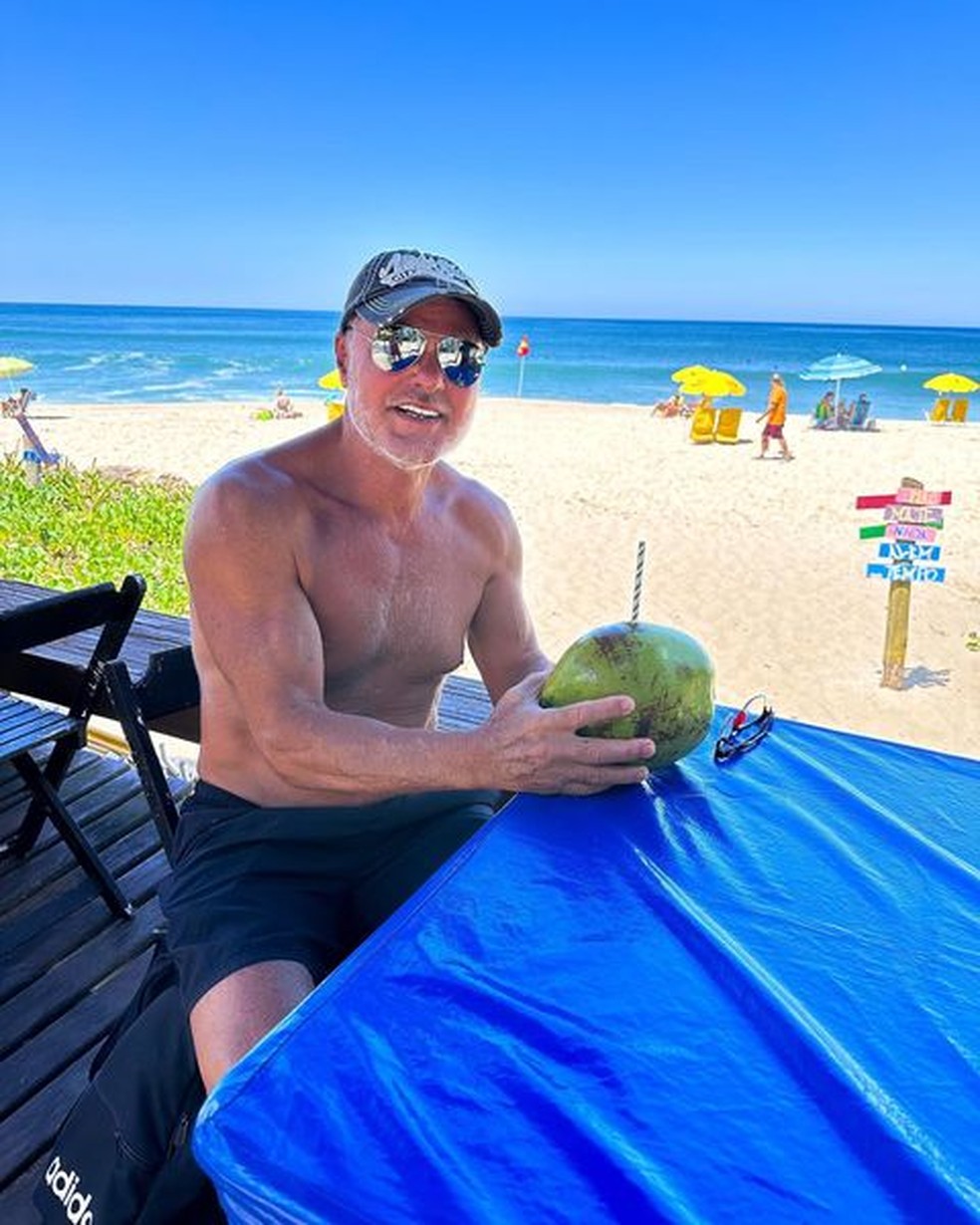 Kadu Moliterno relata etarismo em trabalho: 'Quando falo a minha idade, não me chamam mais'