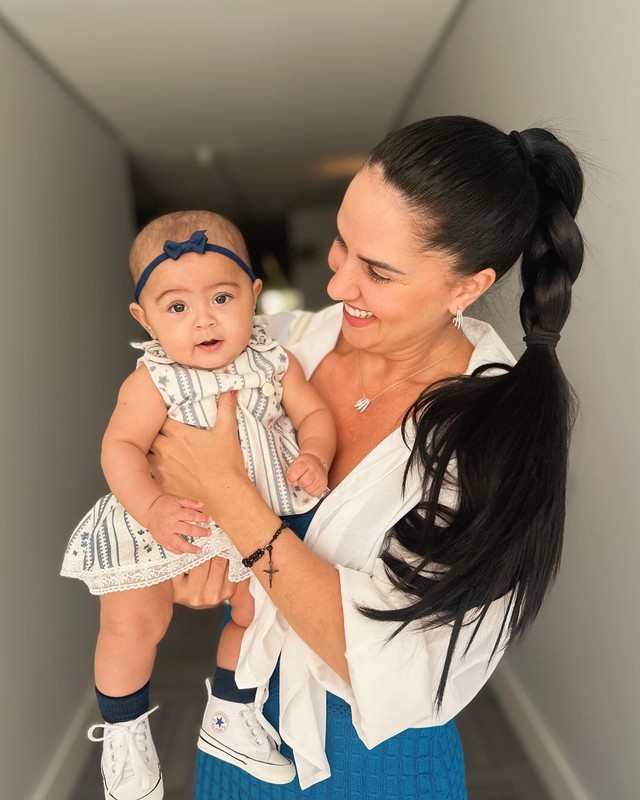 Graciele Lacerda posta novas fotos de Clara Di Camargo, e encanta web ...