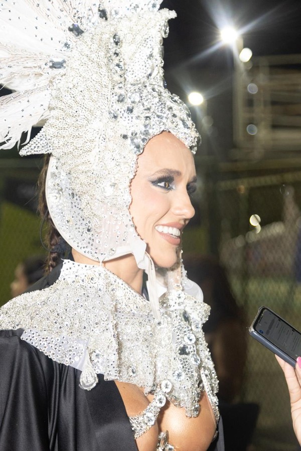 Rafa Kalimann consultou Sabrina Sato para estreia como musa da ...