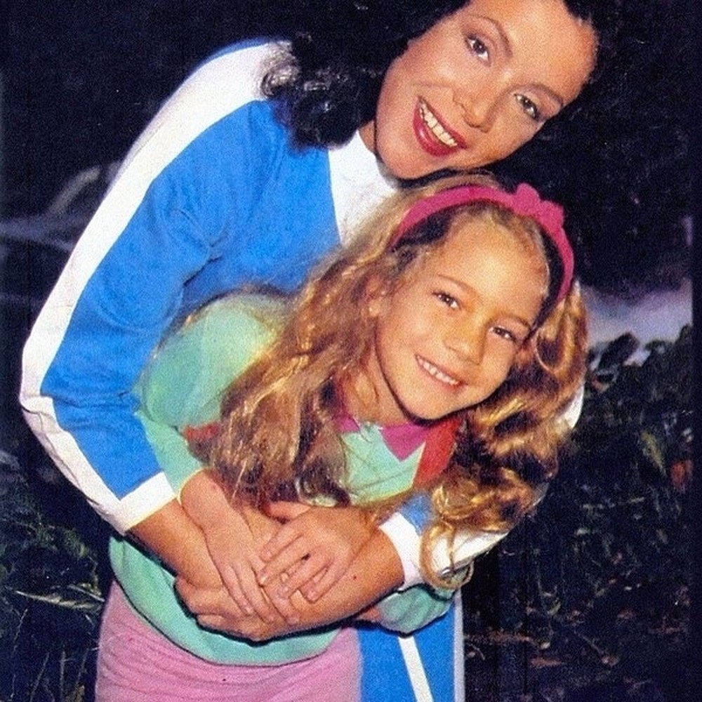 Leandra Leal fala sobre internação da mãe, Ângela Leal: 'Semanas ...