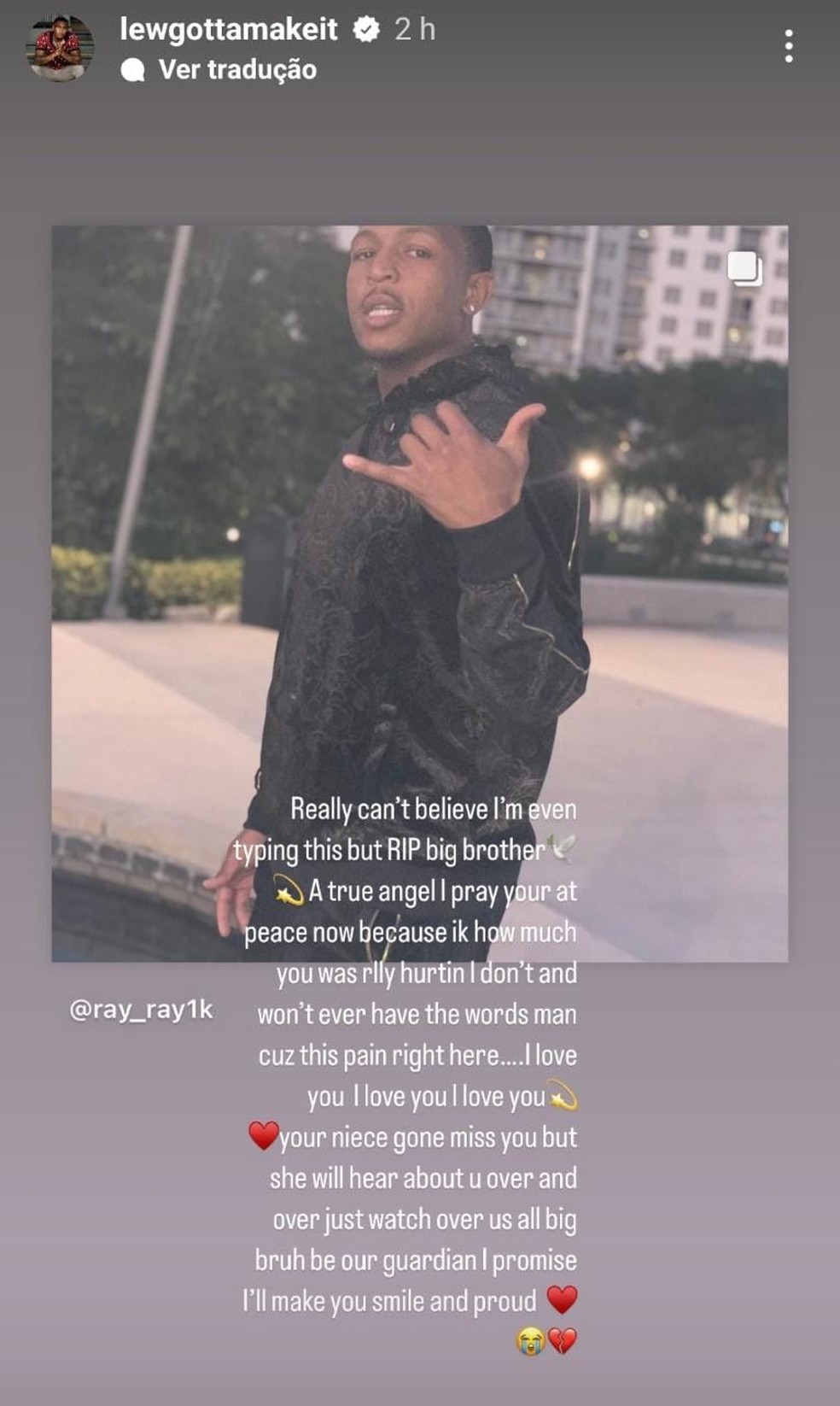 Morre o filho de 28 anos de Ray Lewis, ex-astro do futebol americano