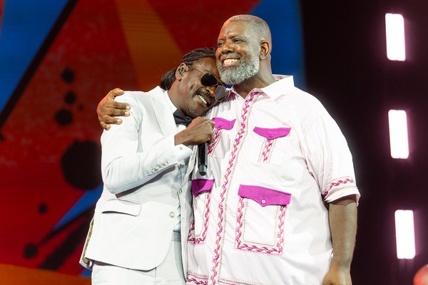 Péricles lança 1ª parte de 'Pagode do Pericão – Ao Vivo em São Paulo ...