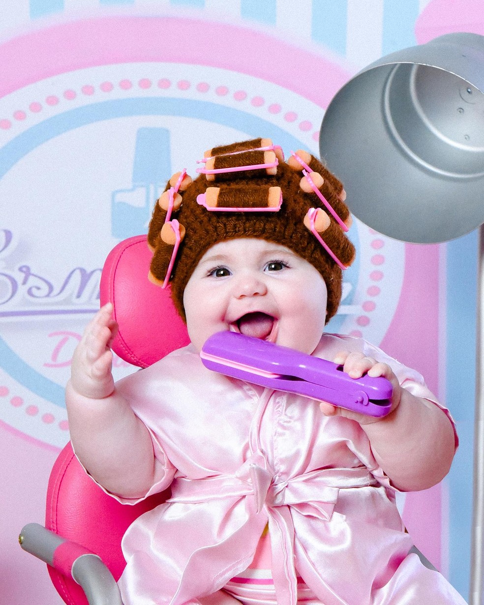 Viih Tube, a mãe e Eliezer embarcam para primeira viagem internacional ...