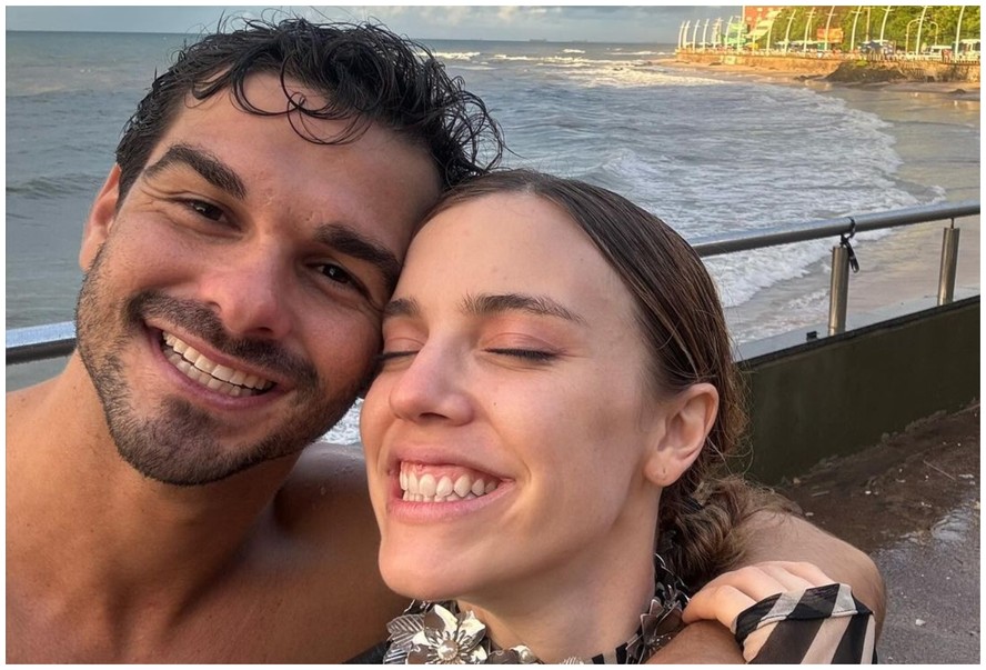 Discreta, Alice Wegmann faz primeiro post com o namorado: 'Dois meses ...