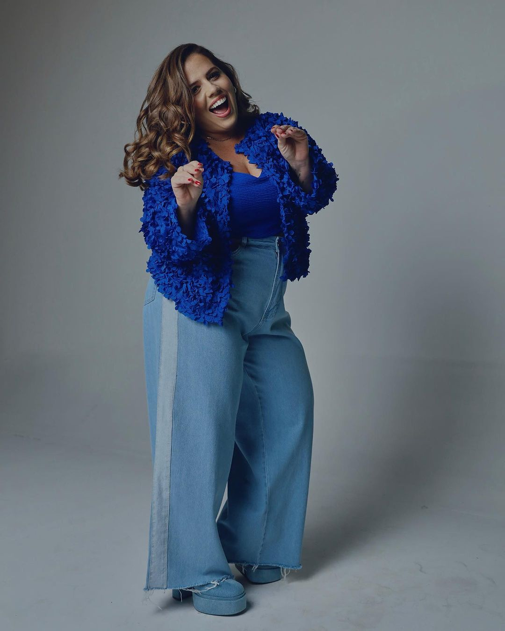 Tati Machado celebra sucesso na televisão: 'A vida não gira, capota'