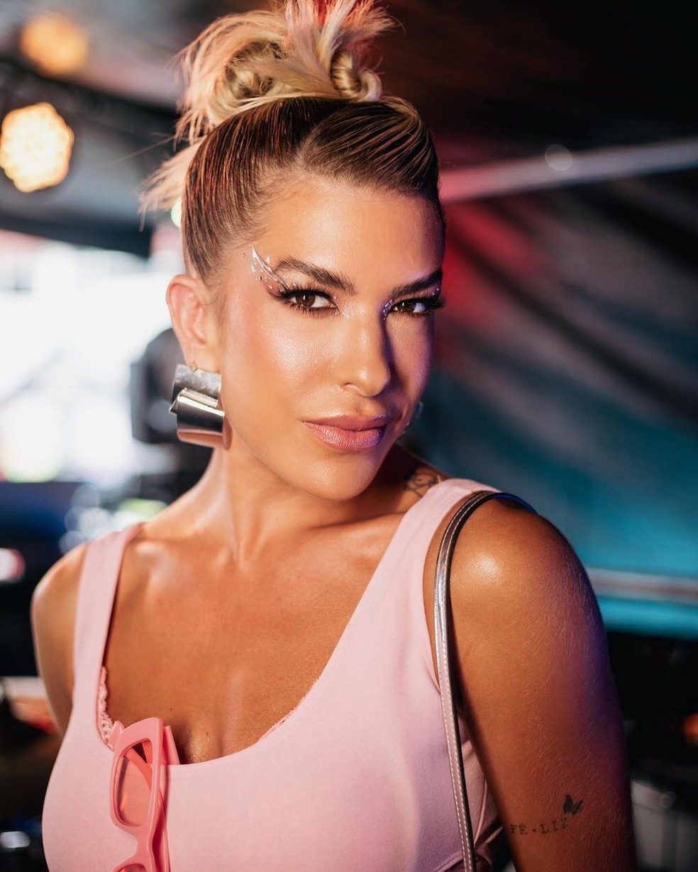 Lore Improta mostra look para segundo dia de Carnaval em Salvador ...