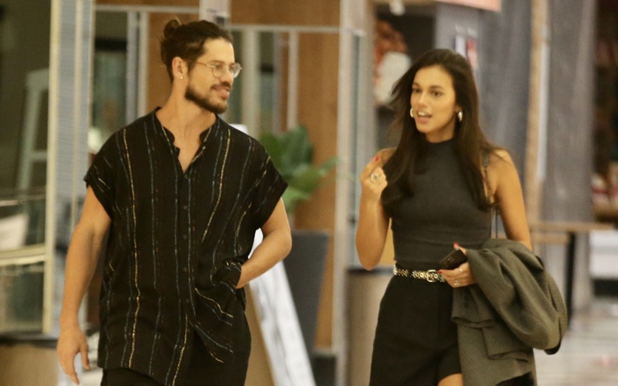 José Loreto fala de romance com Alane Dias, musa de Carnaval: 'Ela é uma mulher incrível'