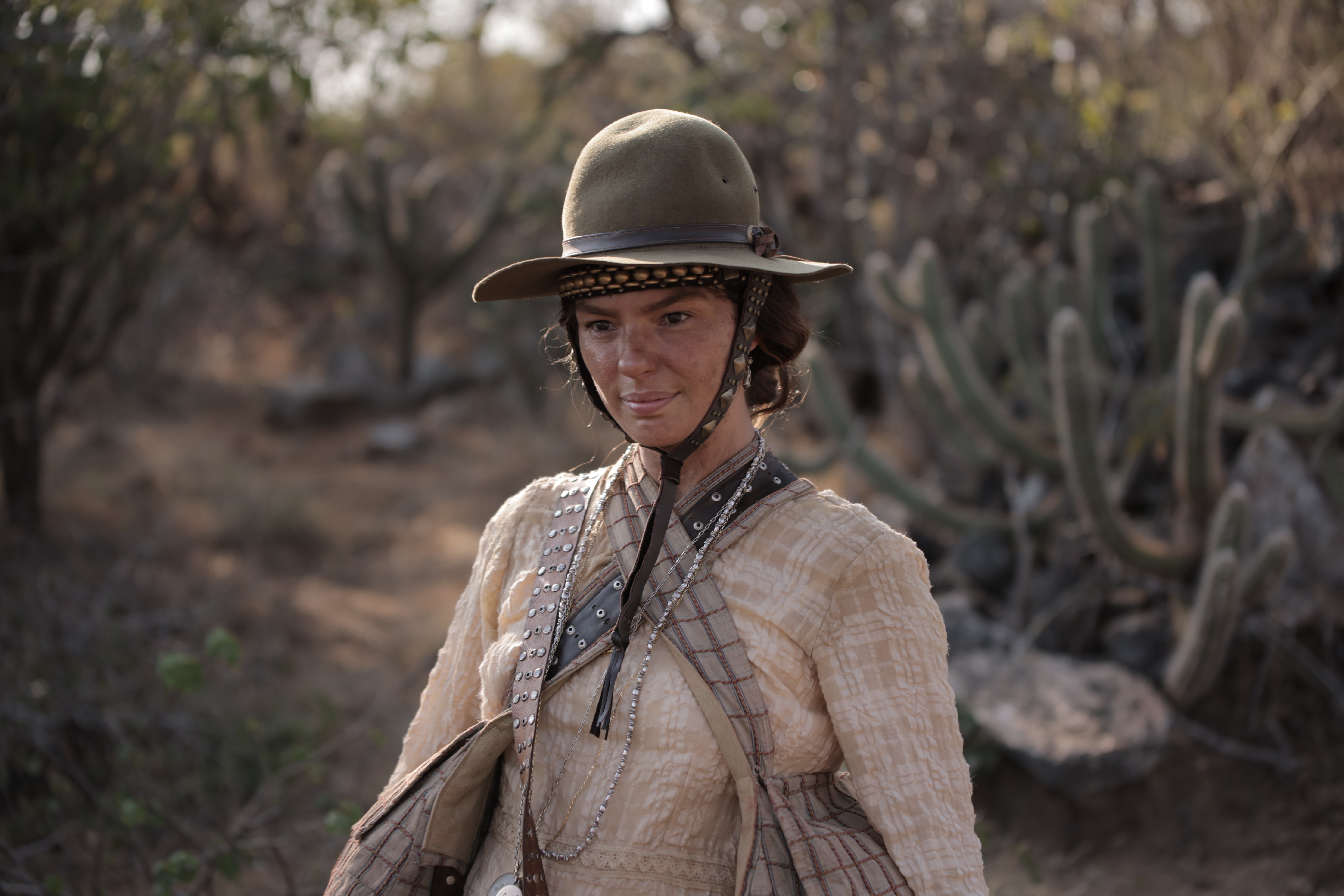 Isis Valverde é Maria Bonita em série sobre cangaço; veja trailer