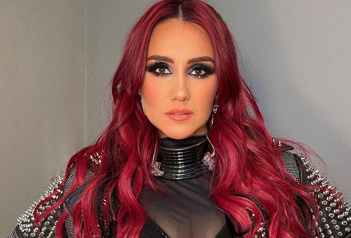 Dulce María comemora chegada em solo brasileiro: 'País que tanto amo'