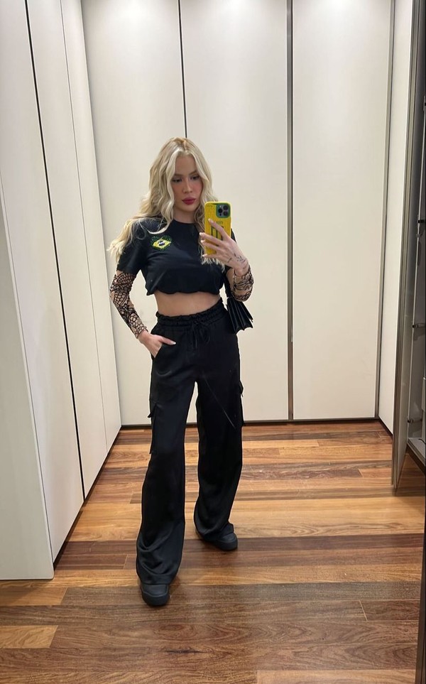 Karoline Lima viaja ao Catar: 'O reforço da Seleção está chegando'