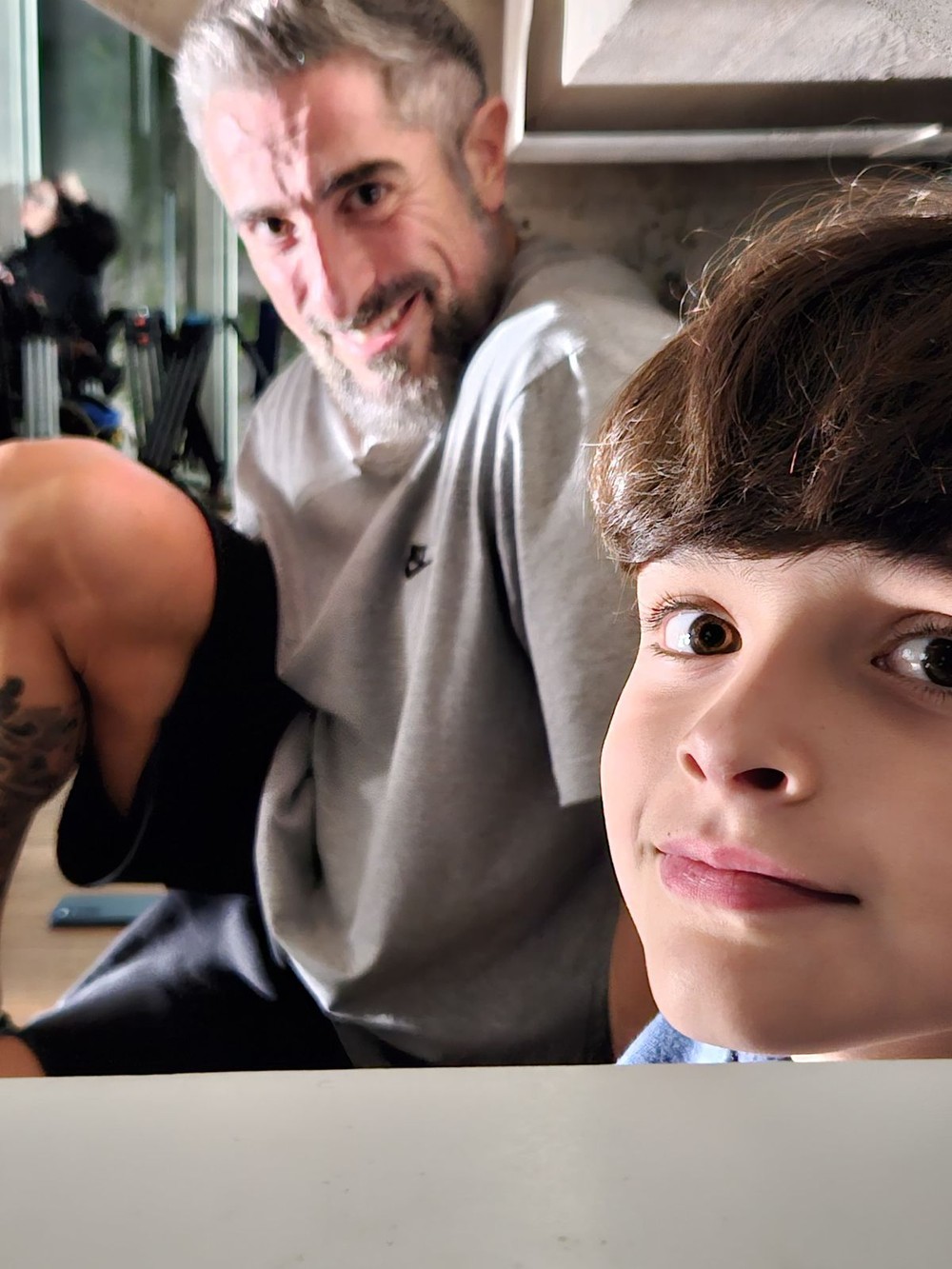 Conheça Gui Tavares, ator que vive menino autista no longa 'MMA - Meu ...