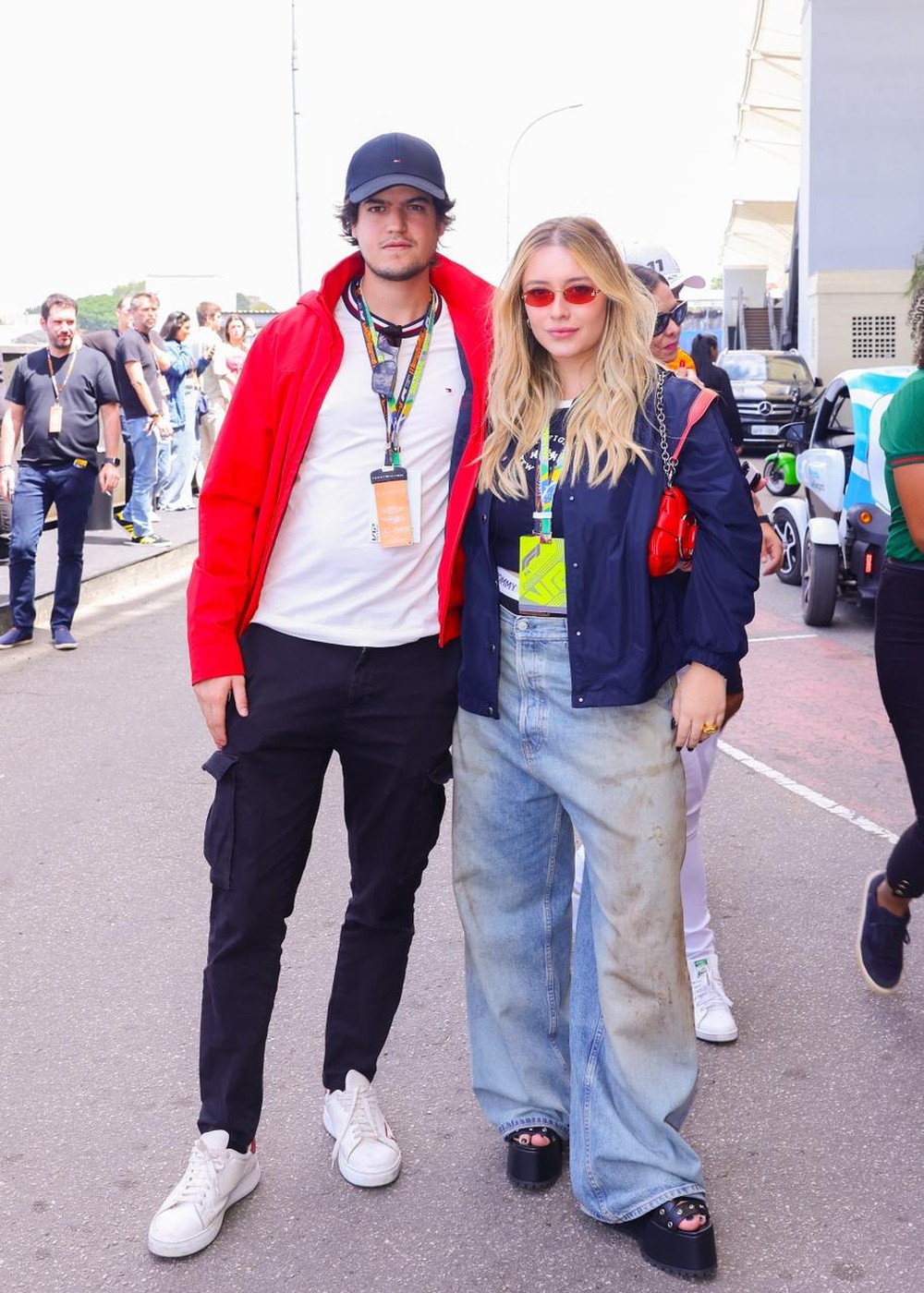 Huck, Marquezine, Cauã, Sasha e mais famosos vão ao GP de Fórmula 1, em SP