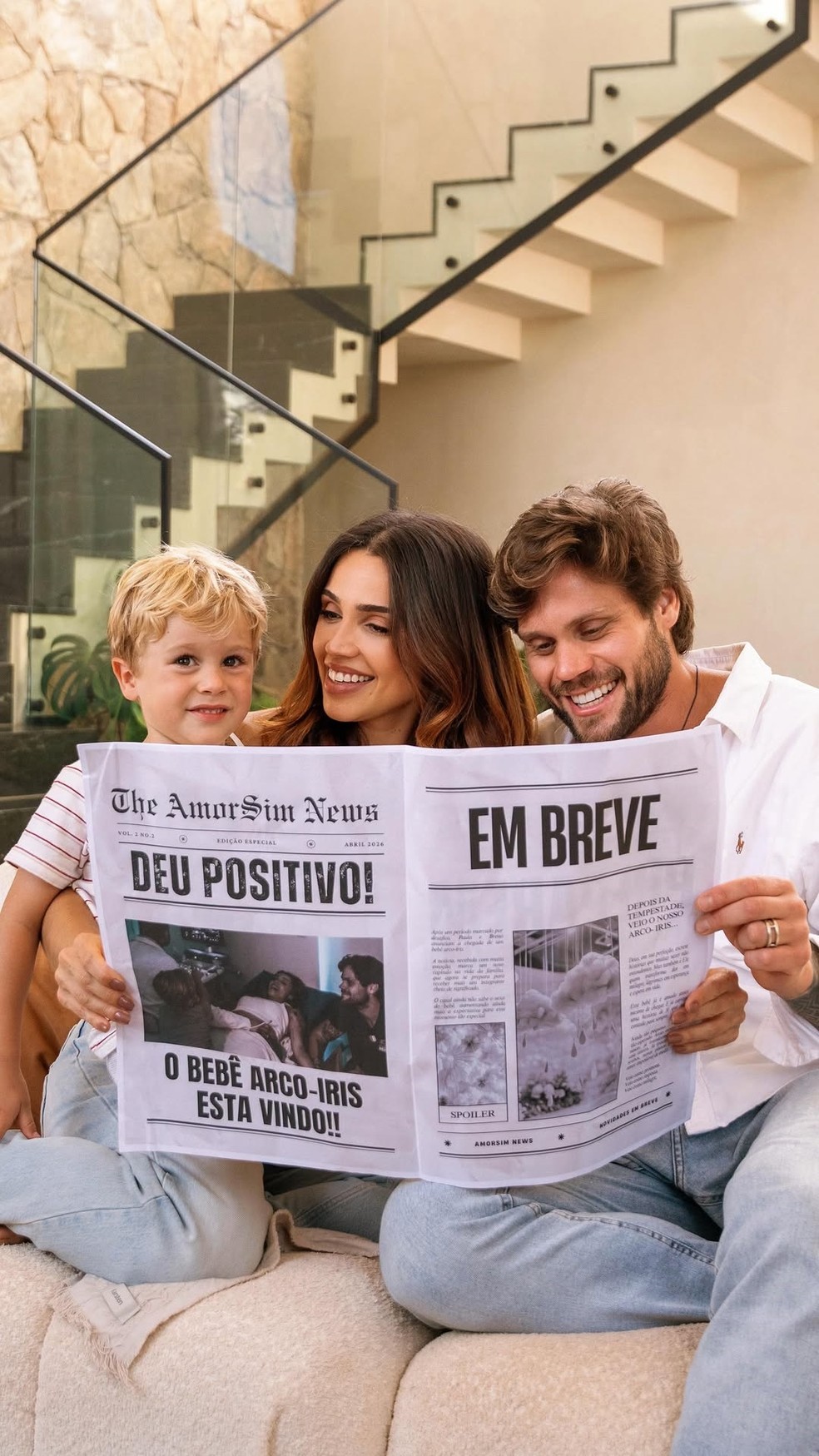 Filho de Paula Amorim e Breno Simões sofre acidente com boxe de vidro