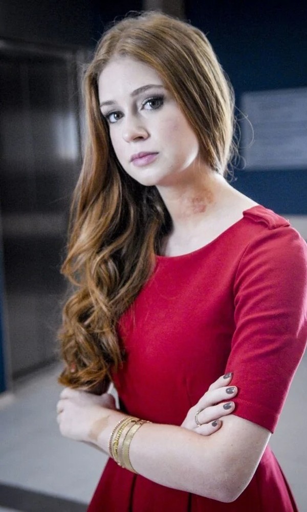 Marina Ruy Barbosa está loira! Relembre todos os visuais marcantes da atriz