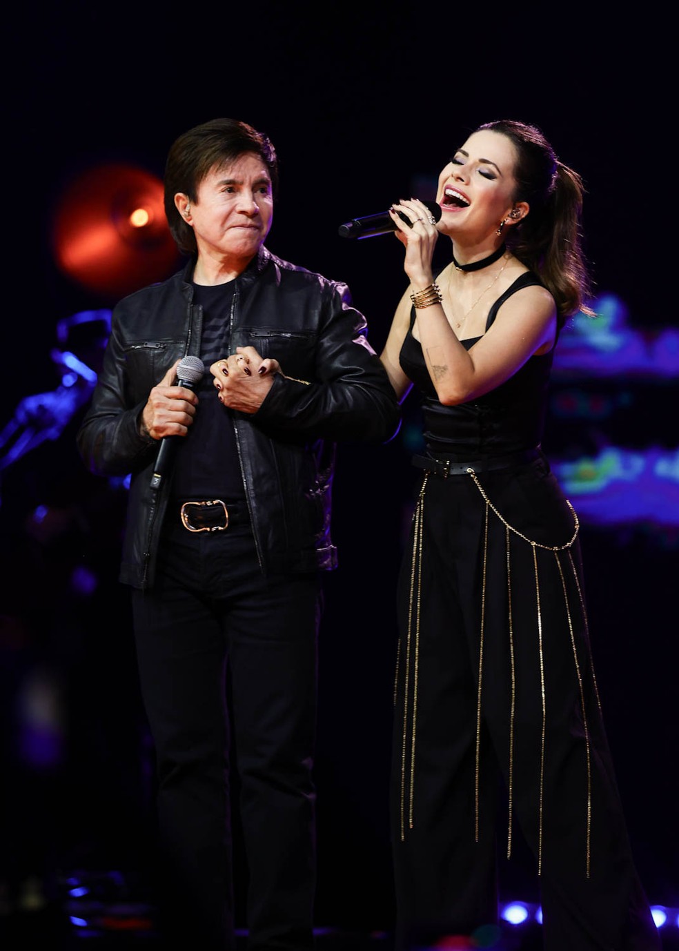 Sandy canta com o pai, Xororó, em último show antes de pausa na carreira