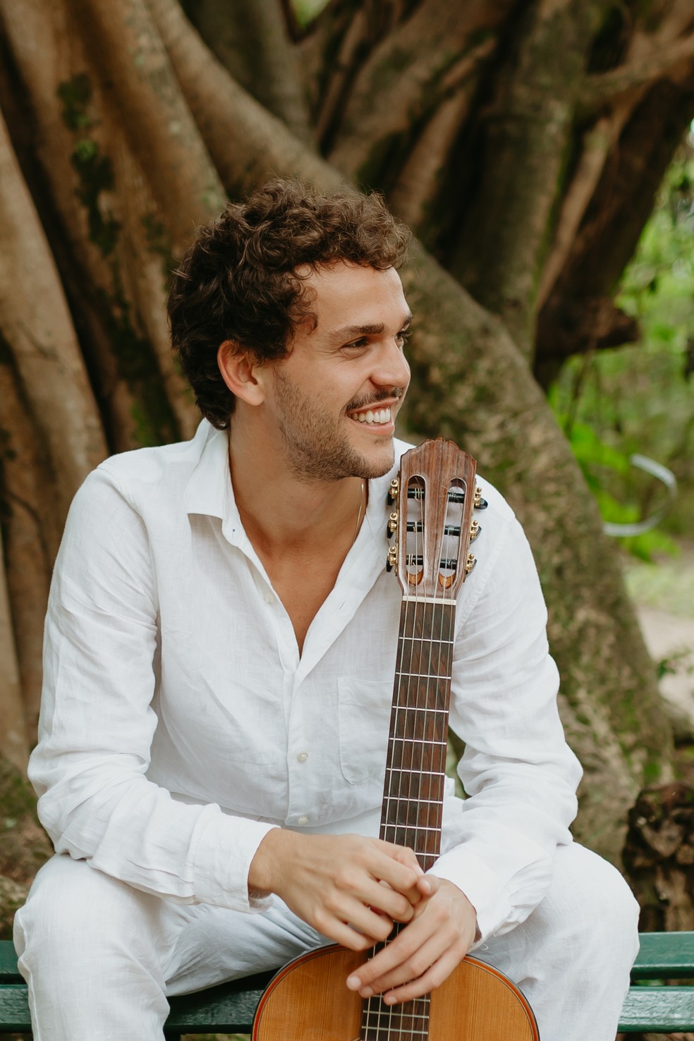 Theo Bial canta Chico Buarque em show especial no Rio: 'Ele é um grande ...