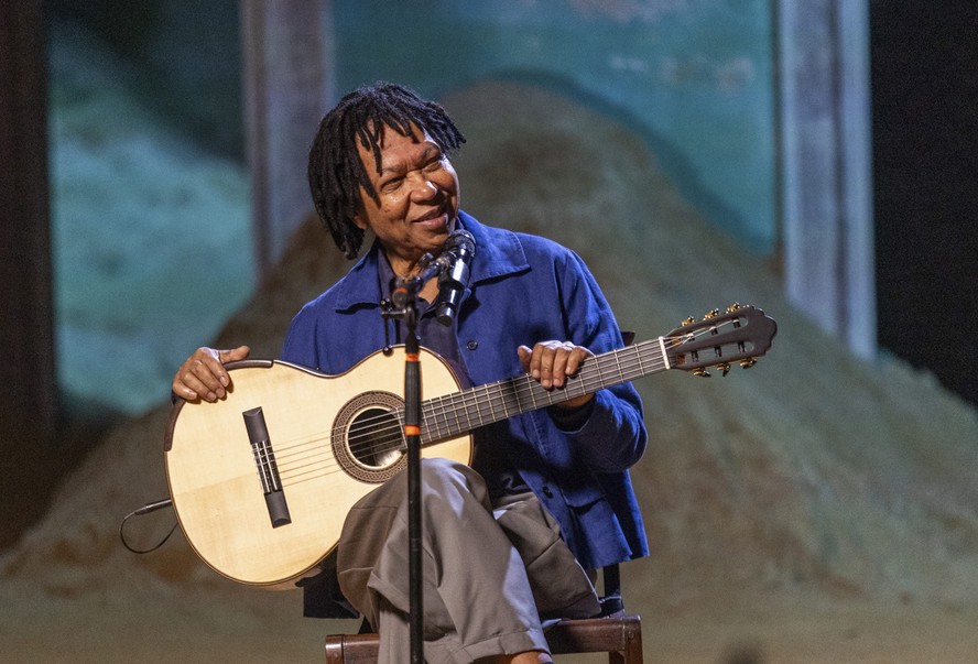 Pedro Bial recebe Djavan no 'Som Brasil': 'Até meu nome queriam mudar'