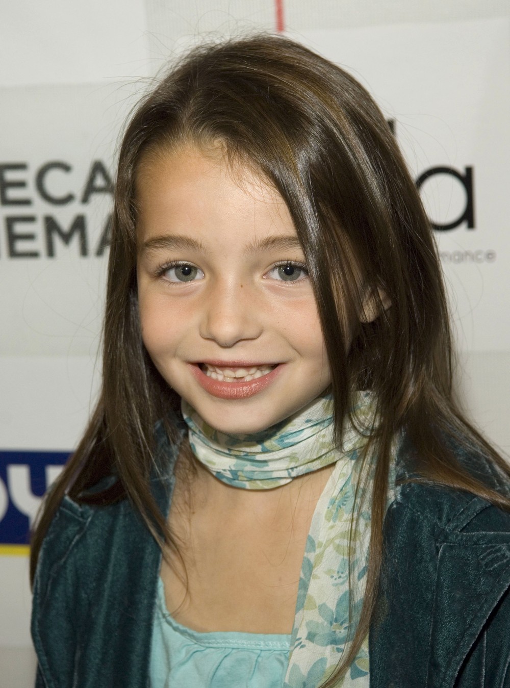 Ex-atriz mirim Sophie Nyweide morre aos 24 anos