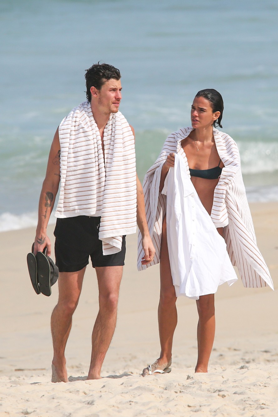 Bruna Marquezine e Shawn Mendes treinam juntos em academia no Rio de ...