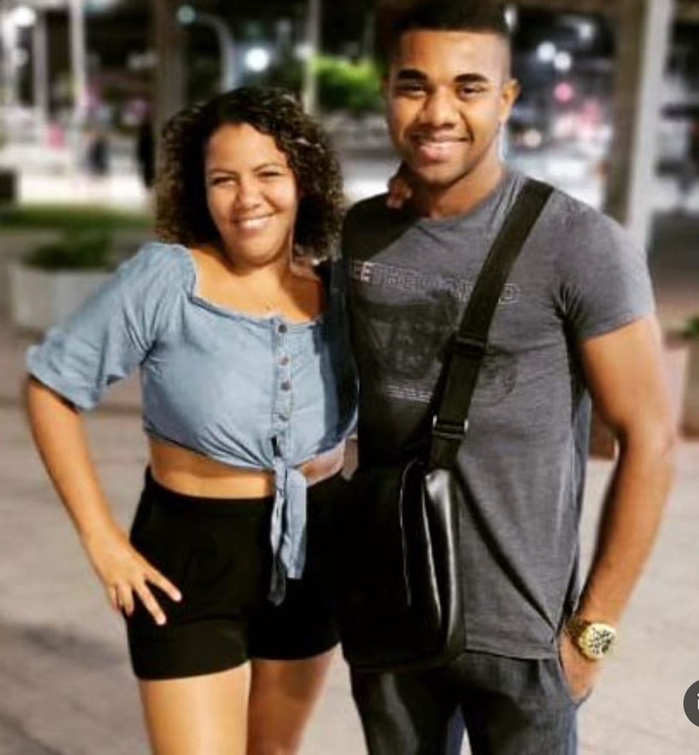 Namorada de Davi, do BBB 24, Mani Reggo atinge marca nas redes e vibra