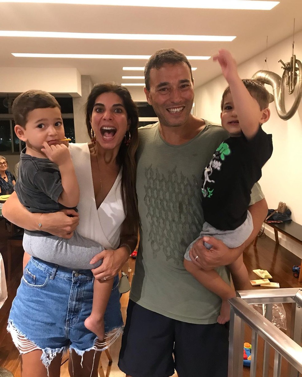 André Rizek se declara para Andréia Sadi: 'Sou casado com uma super ...