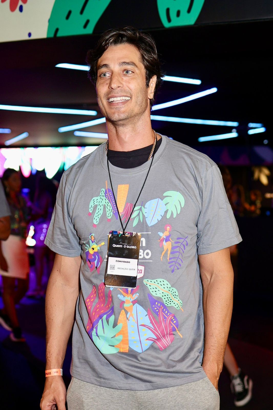 André Resende comenta relação com Isis Valverde após separação ...