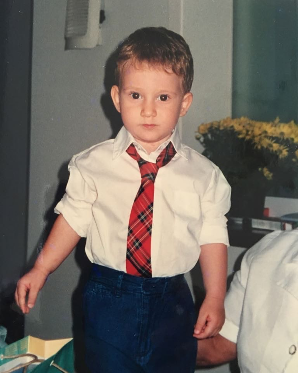 Felipe Ricca reúne os pais, Adriana Esteves e Marco Ricca, em ...