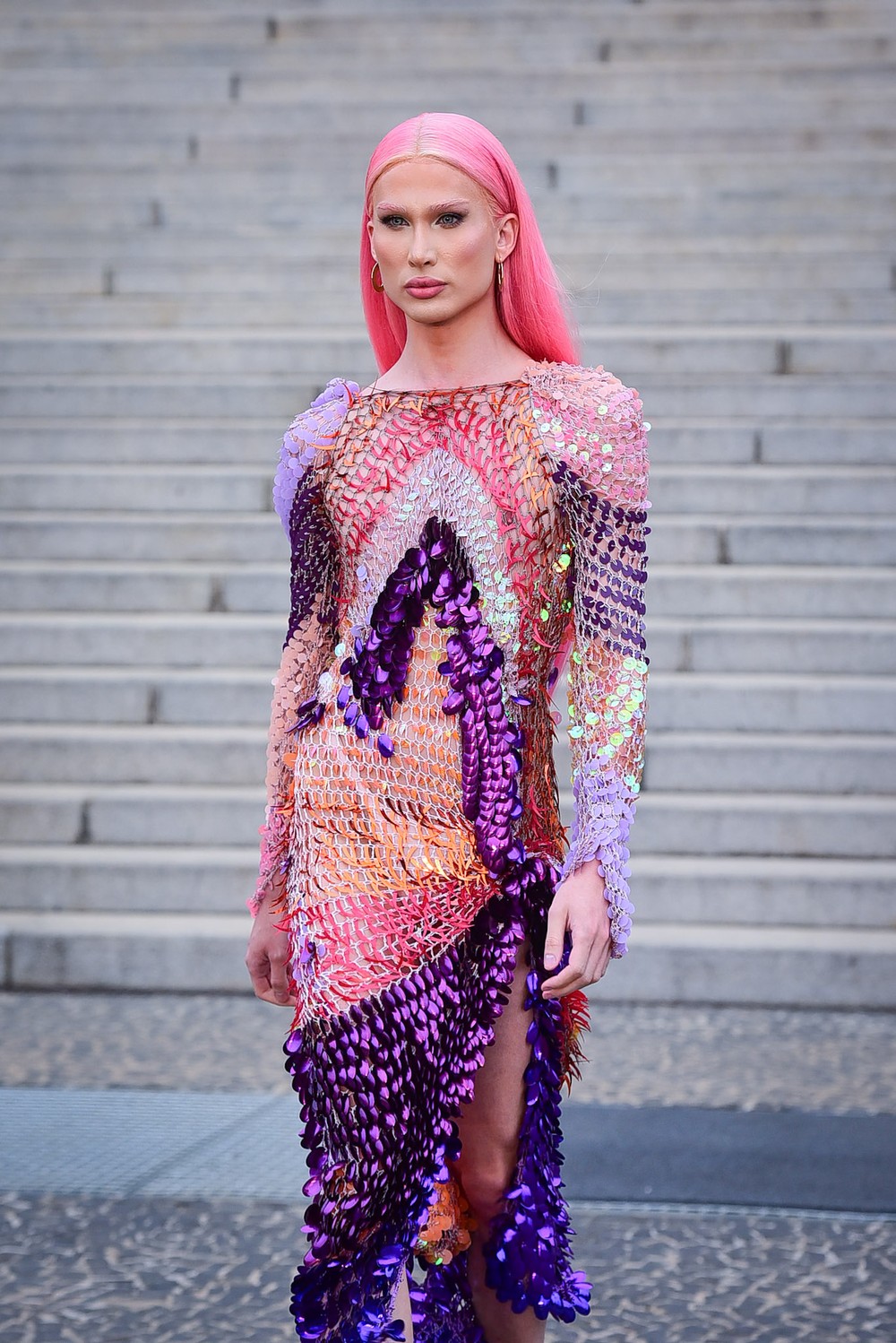 Após fazer história em Paris, Halessia desfila na SPFW