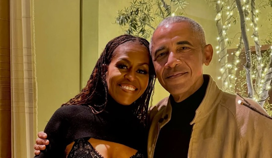 Michelle Obama faz 10 furos nas orelhas de uma só vez e diz que Barack ...