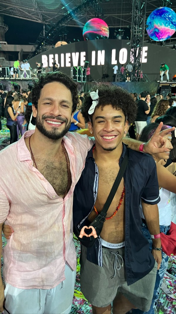 Angélica, Luciano Huck, Thais Fersoza, Michel Teló e mais famosos ...