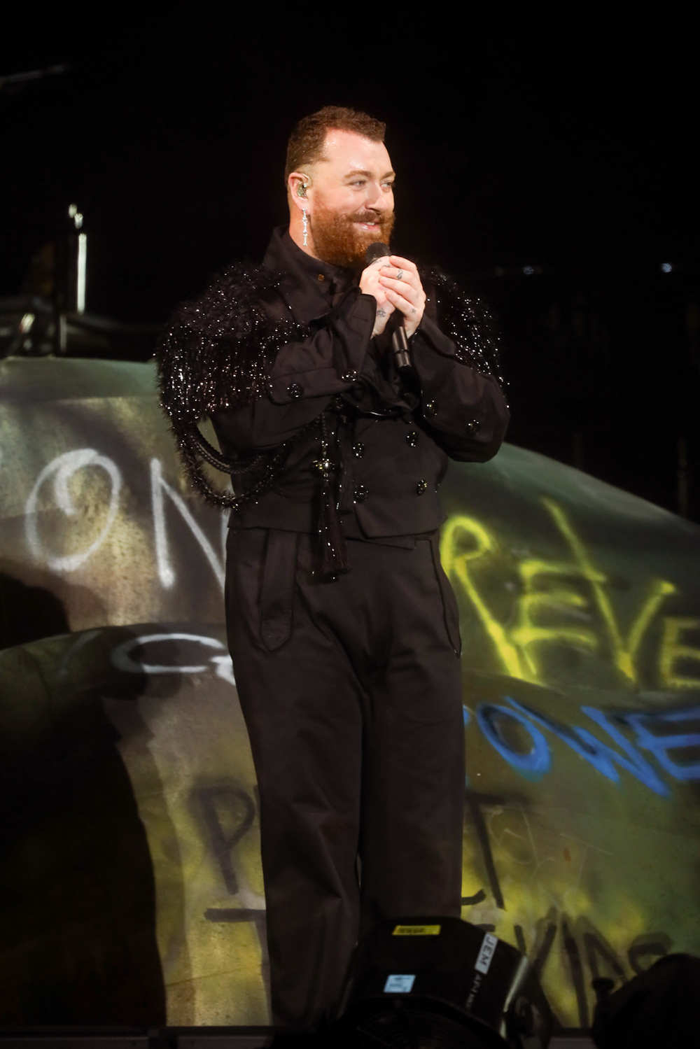 Ronaldo Fenômeno vai com Celina Locks e o filho Ronald ao Lollapalooza