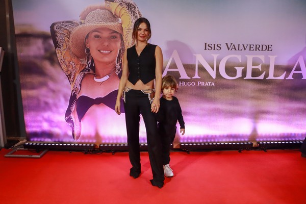 Isis Valverde lança filme no Rio de Janeiro com presença de filho: 'Se ...