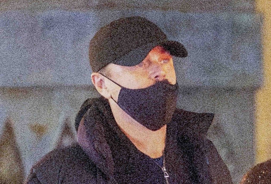Leonardo DiCaprio passeia com a namorada e filha do melhor amigo, Tobey ...