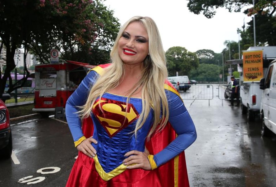 Ellen Rocche é rainha de bloco inclusivo em SP: 'Carnaval para todos'
