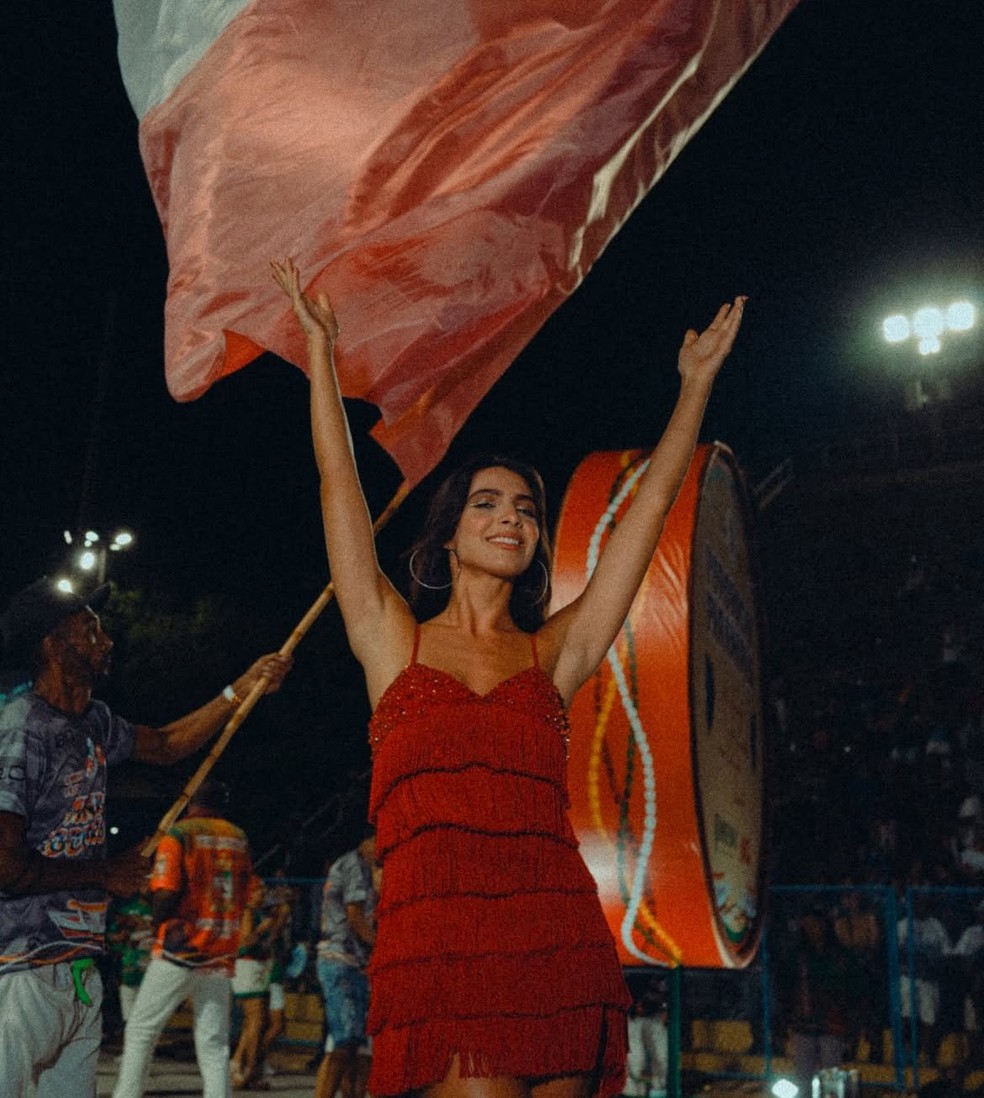 Rayssa Bratillieri fala sobre emoção de desfilar como musa da Grande ...