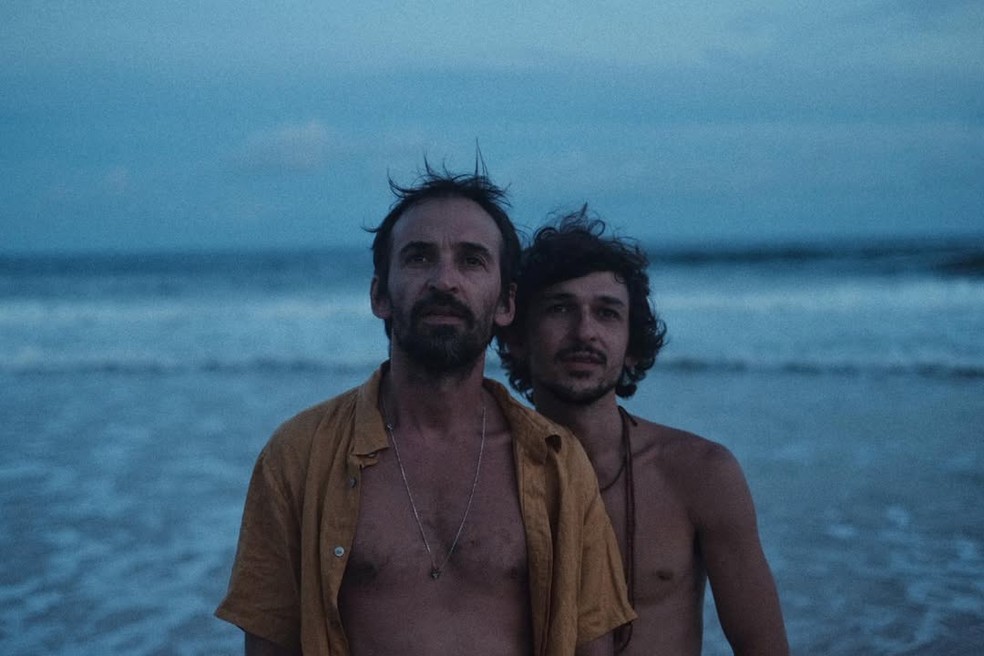 Rubinho em 'Vale Tudo', Julio Andrade é cunhado de Andréia Horta e dirigiu esposa em série