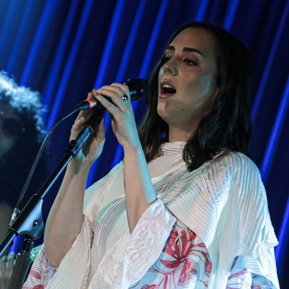 Lara, filha de Faustão, recebe mãe, madrasta, irmãos e namorado em ...