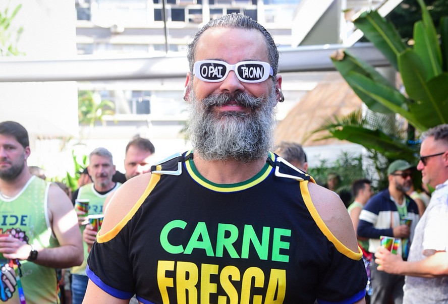 Carmo Dalla Vecchia fala sobre sexualidade na Parada LGBT+: 'É ...
