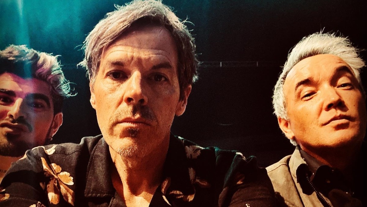 Vocalista do Hoobastank se surpreende com coro de fãs cantando sua ...