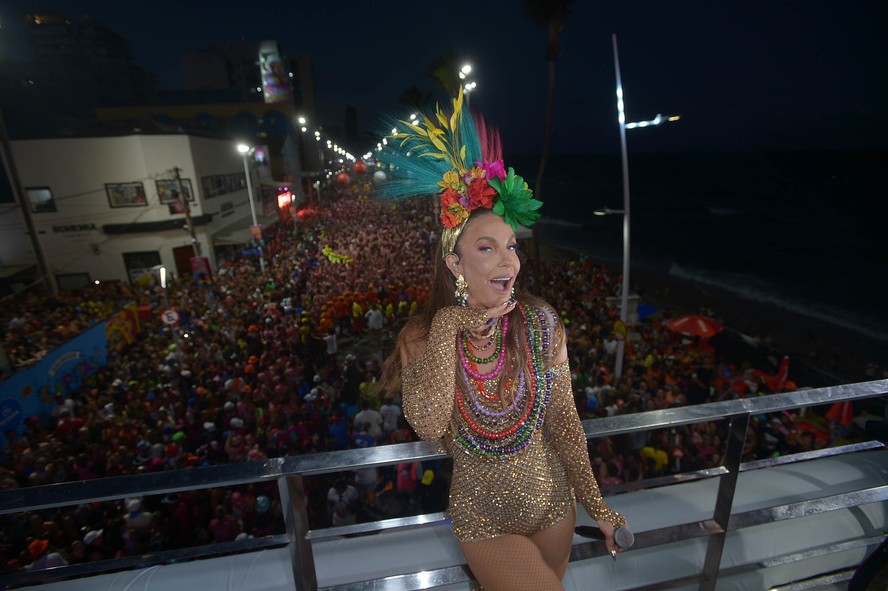 Choro, acidente, meme: tudo o que rolou no Carnaval de Ivete Sangalo em ...