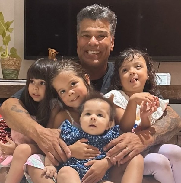 Maurício Mattar promove encontro pré-natalino das netas e filha caçula ...