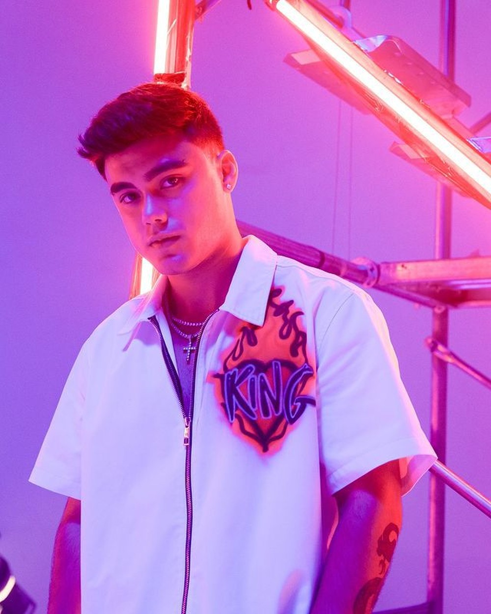 Bailey May, ex-Now United, estreia carreira solo e diz que pensa em se ...