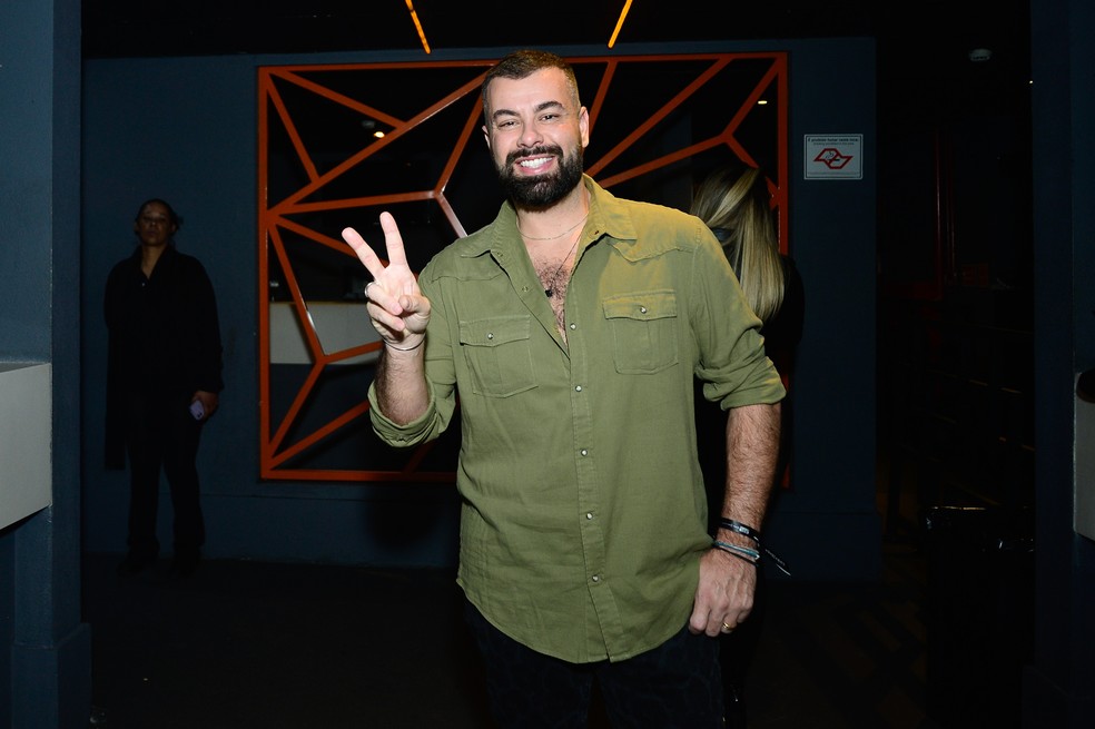 Lorena Maria e MC Daniel vão a show em meio a rumores de affair